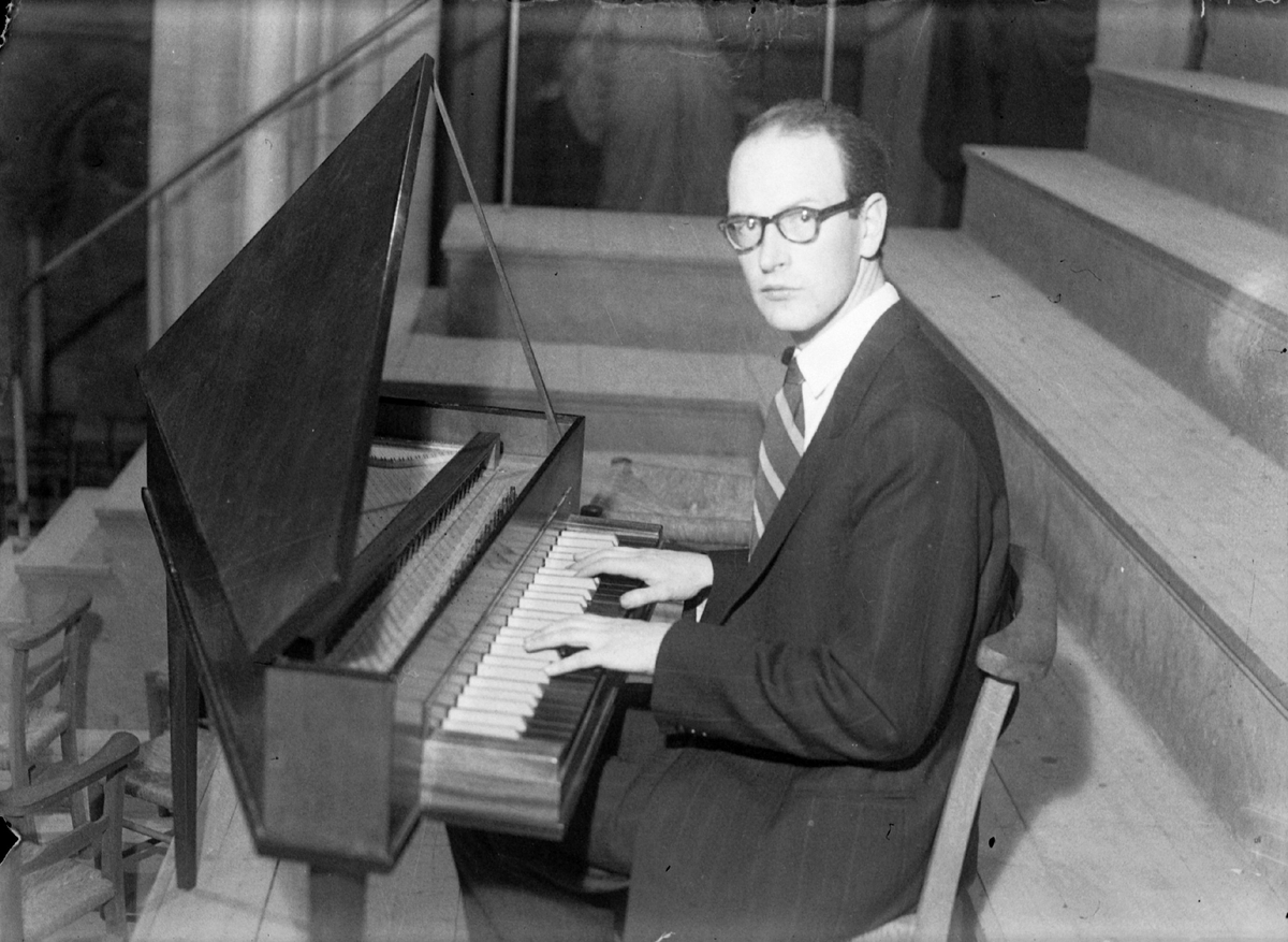 Per Hjort Albertsen "Pjort" - Sverresborg Trøndelag Folkemuseum ...