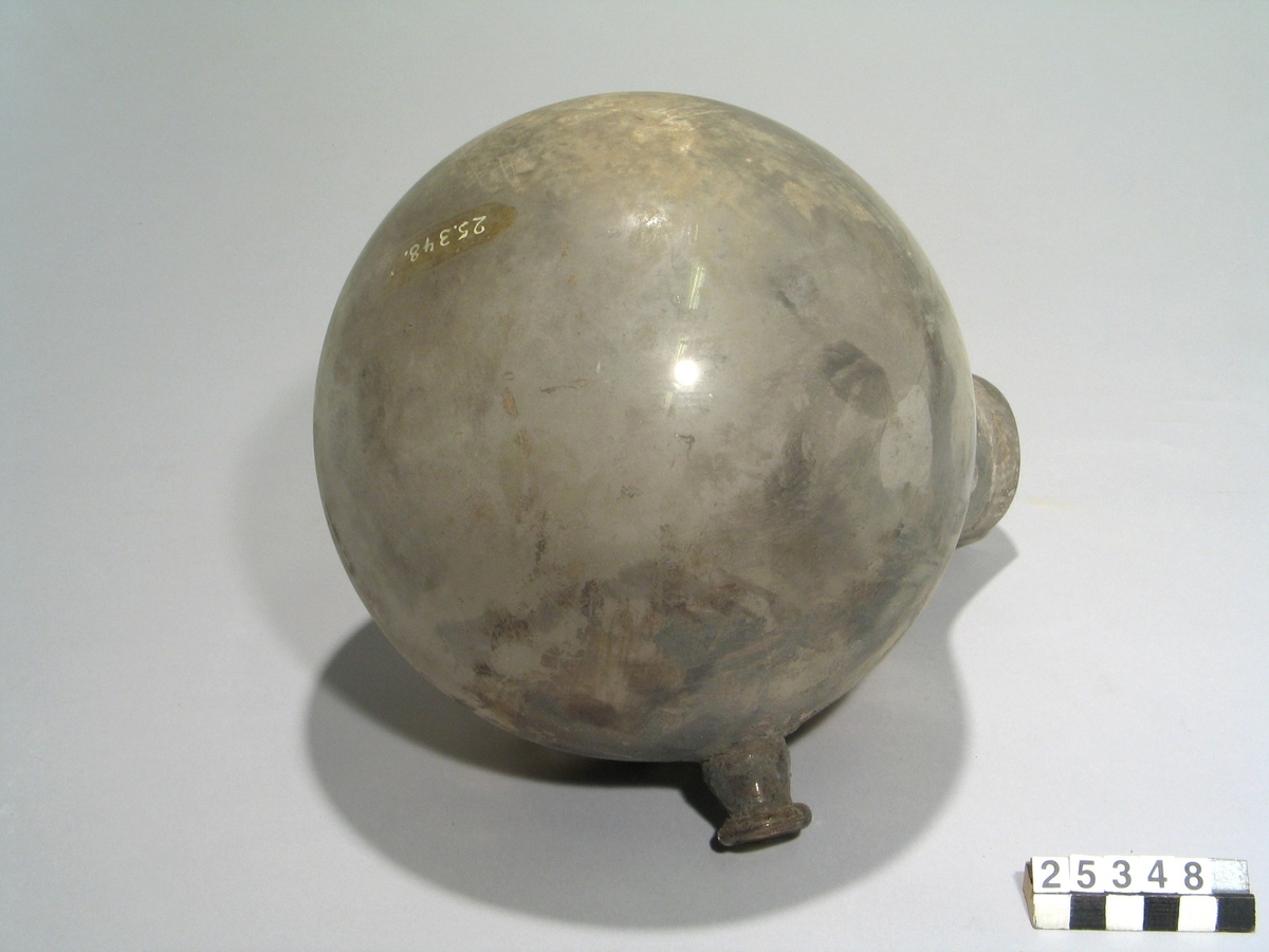 Retort - Tekniska museet / DigitaltMuseum