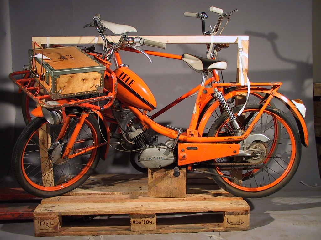 Moped - Tekniska museet / DigitaltMuseum
