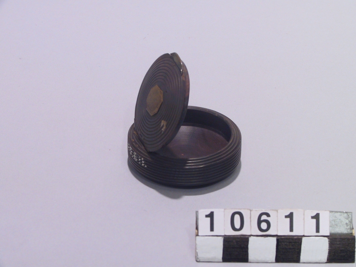 Snusdosa - Tekniska museet / DigitaltMuseum