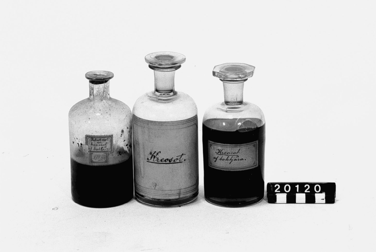 Kreosot, av boktjära - Tekniska museet / DigitaltMuseum