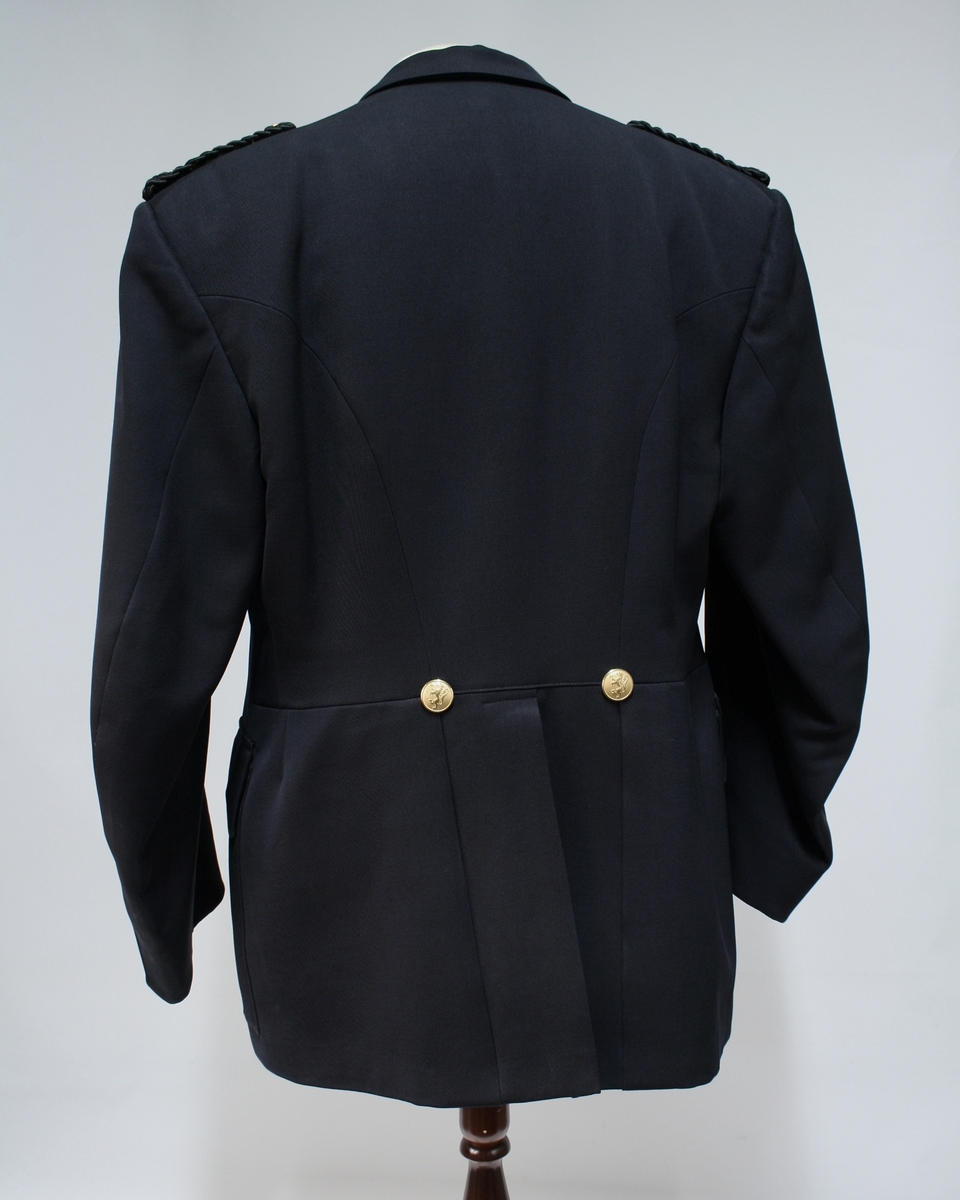 Politiuniform M/1963 - Justismuseet / DigitaltMuseum