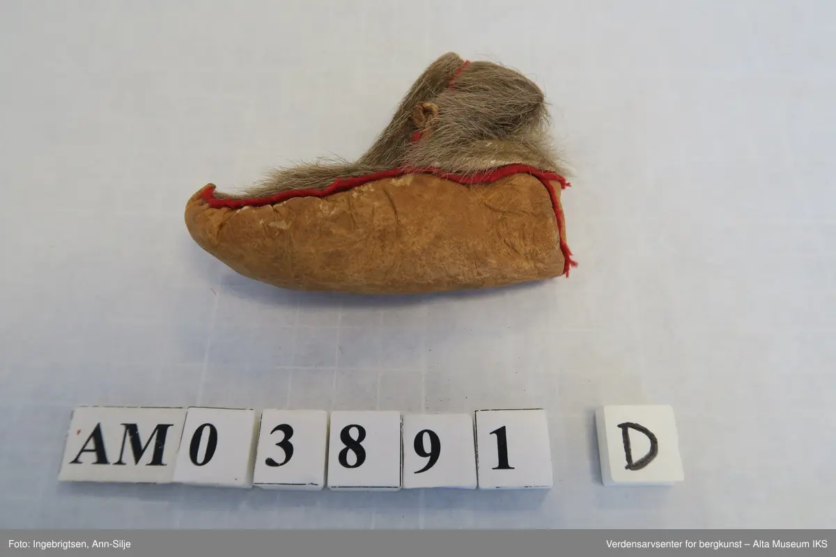 Leketøy - Verdensarvsenter for bergkunst – Alta Museum IKS / DigitaltMuseum