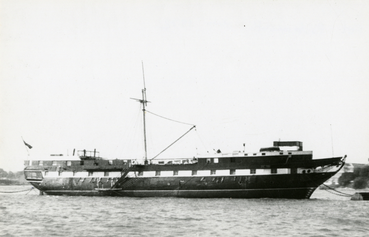 Fregatt 'HMS Trincomalee' (ex indisk 'Foudroyant')(b.1817, Bombay ...