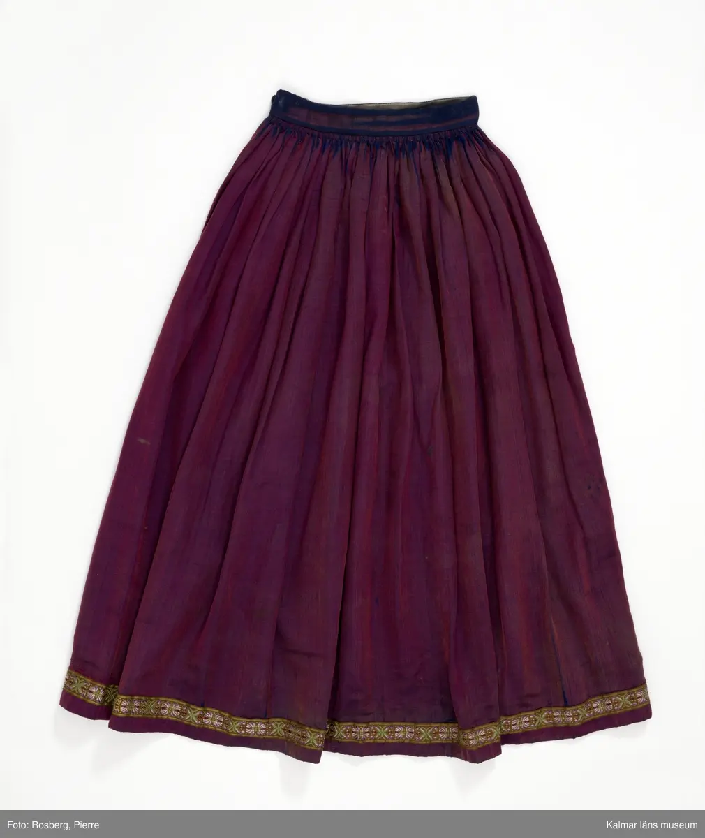 Kjol - Kalmar läns museum / DigitaltMuseum