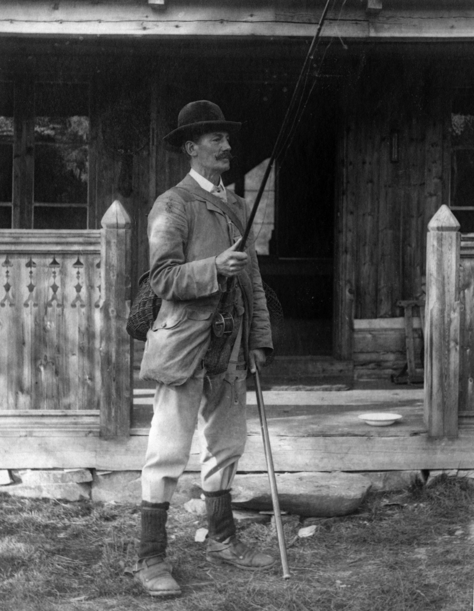 En av gjestene til de to engelske sportsfiskerbrødrene Richard Ford ...