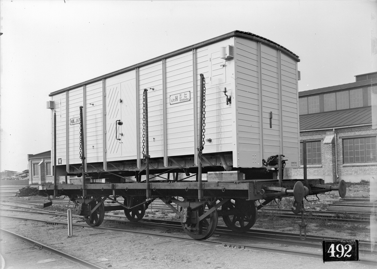 Nordmark - Klarälvens Järnvägar, NKlJ H 671. Kylvagn. Vagnen står på en ...