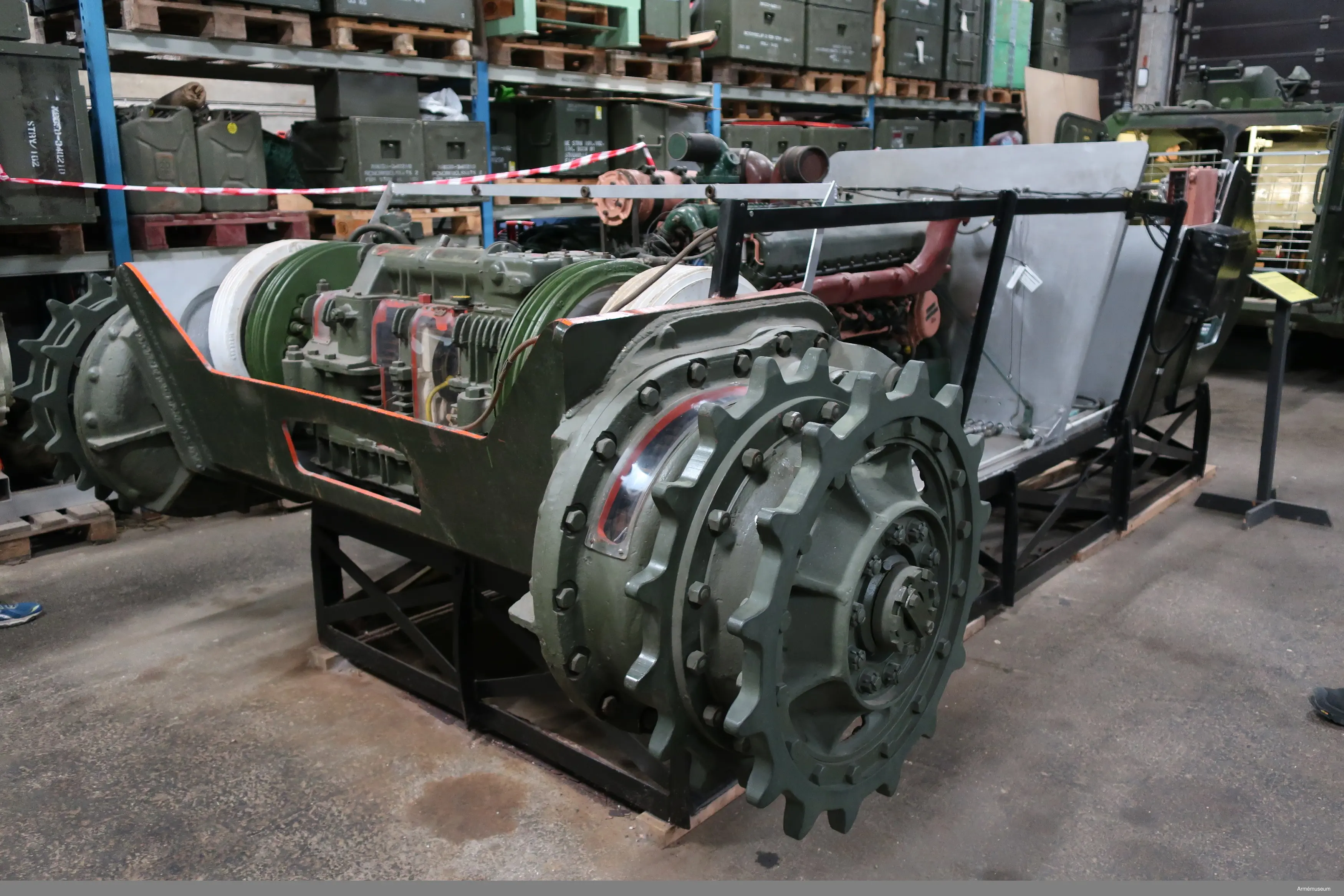 Utbildningsrigg för stridsvagn 81 och 102 - Armémuseum / DigitaltMuseum