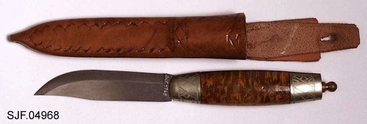 Kniv med slire - Anno Norsk skogmuseum / DigitaltMuseum