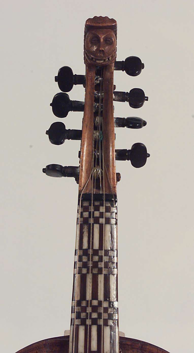 Hardingfele - Norsk Folkemuseum / DigitaltMuseum