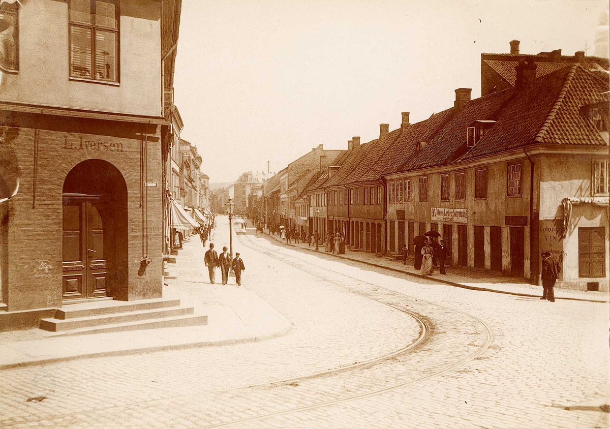 Storgata. Oslo. Gatebilde. - Norsk Folkemuseum / DigitaltMuseum
