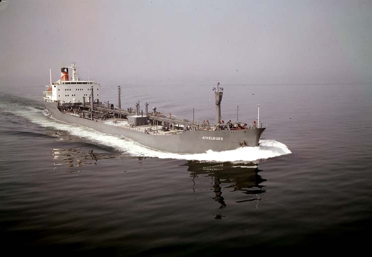 M/T Athelduke DWT. 17.630 Rederi Athel Line Ltd, London England ...