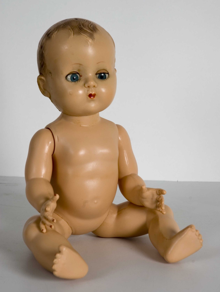 Dukke - Norsk Folkemuseum / DigitaltMuseum